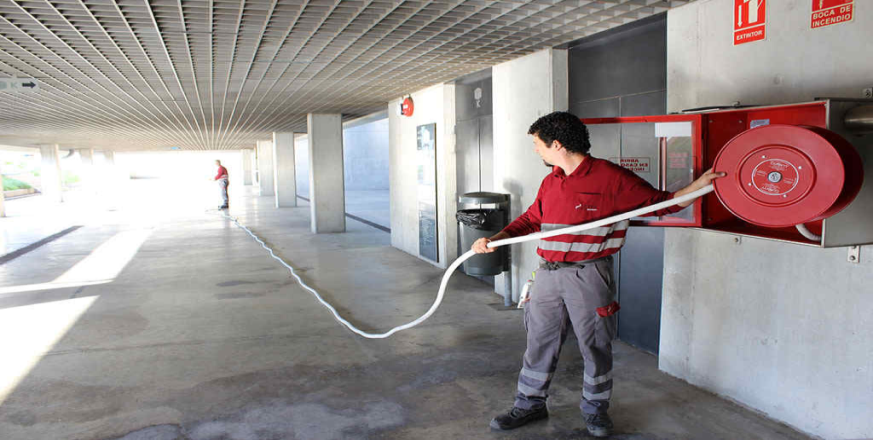 Prueba HIDROSTATICA MANGUERA CONTRA INCENDIO en La Victoria ...